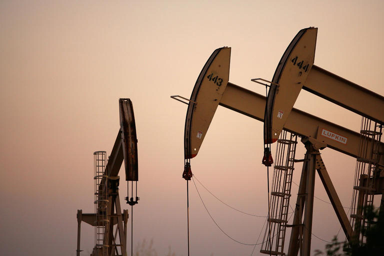 Rystad Energy: Oljeprisen kan stige til 150 dollar fatet ved ny ...