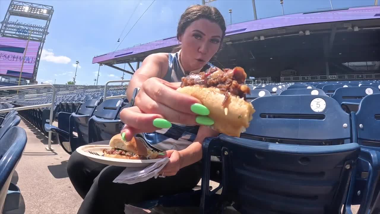 Smashburgers, Nashville hot tenders and Twinkies: The 2026 ballpark ...