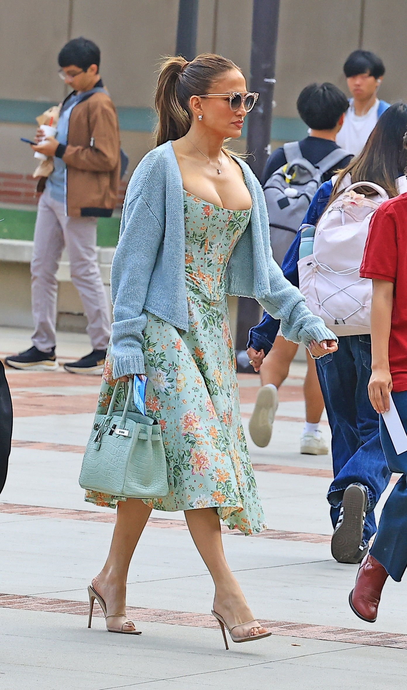 Jennifer Lopez's croc Hermès Birkin bag made her the chicest mom at her ...