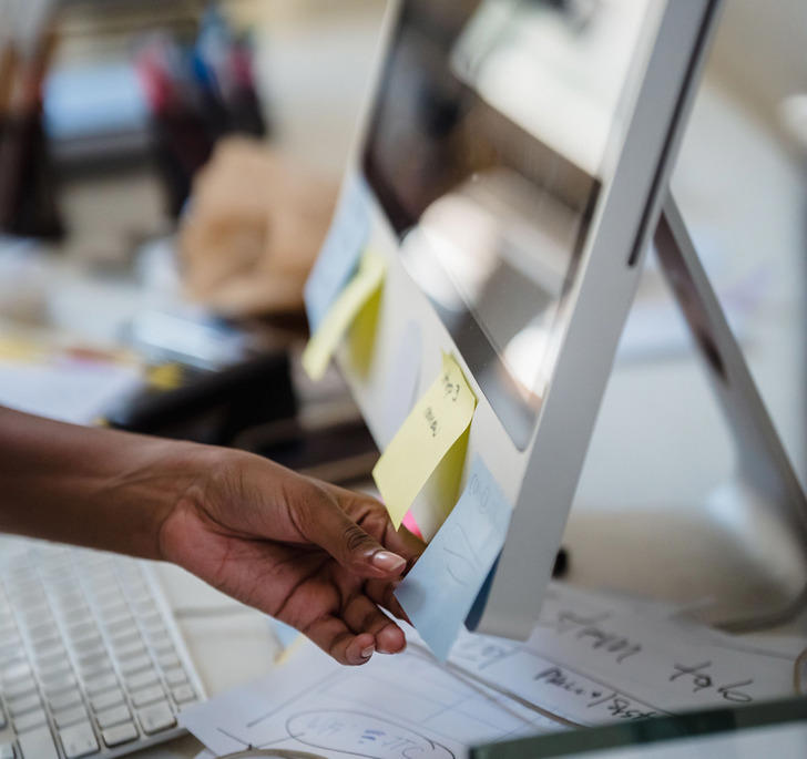 13 office moments this week that prove workplace loneliness melts away ...