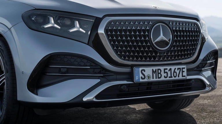 2027 Audi Q7 vs. 2027 Mercedes-Benz GLE-Class: 5 key differences