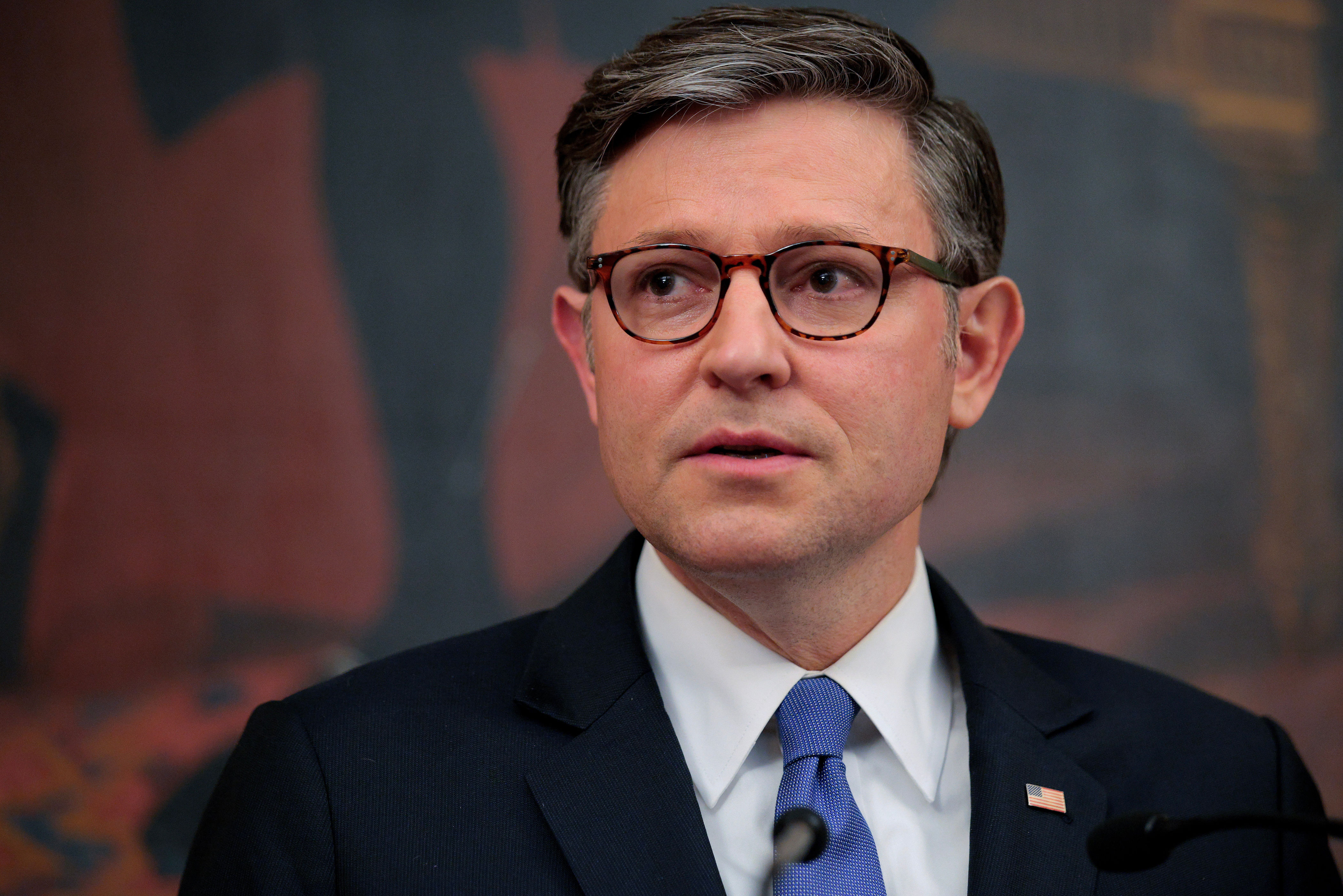 House Republicans buck leadership, join Democrats to pass pro-labor bill