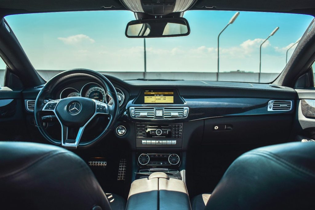 Windshield clarity hacks that make your car glass look cleaner and stay ...