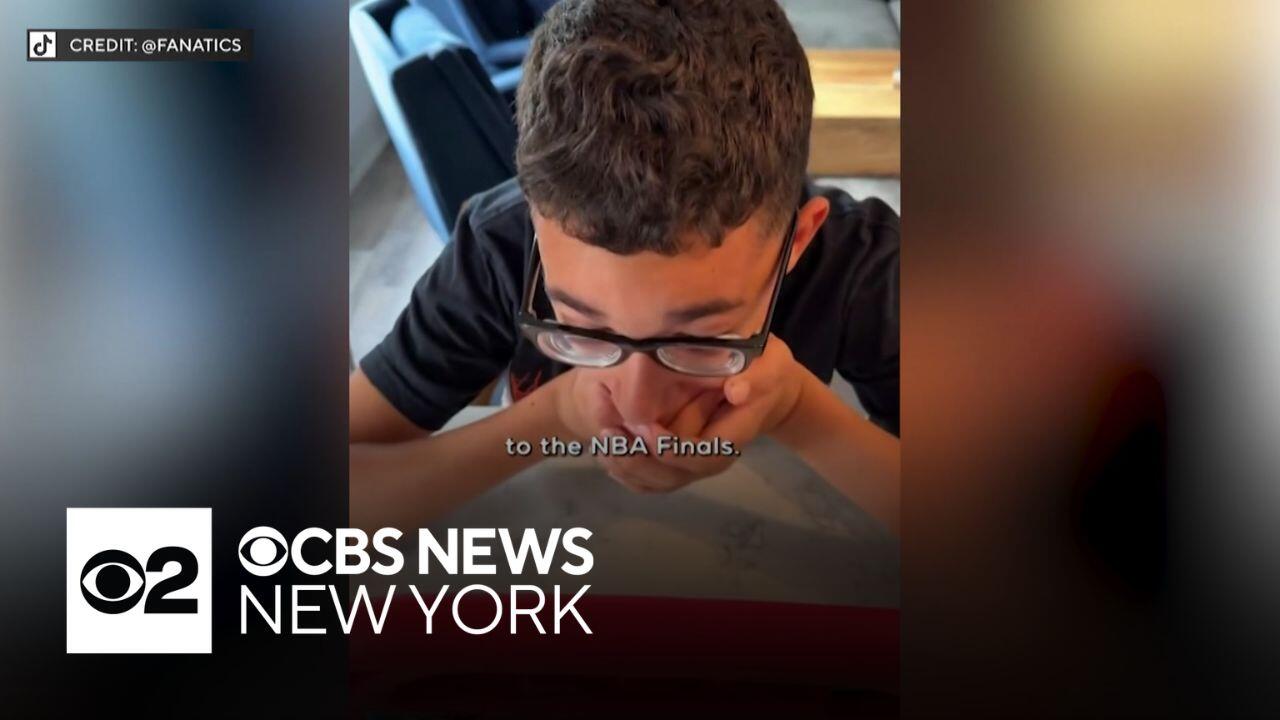 Young Knicks superfan named after Carmelo Anthony headed to Game 4 of ...