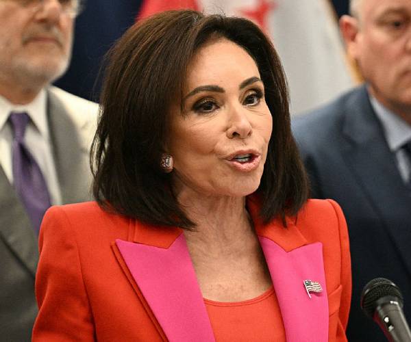 DOJ subpoenas banks in political bias inquiry