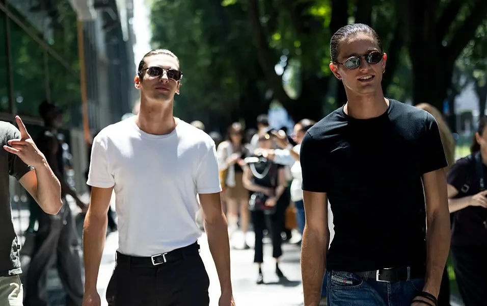 Men’s T-shirt styles blend comfort with evolving fashion trends