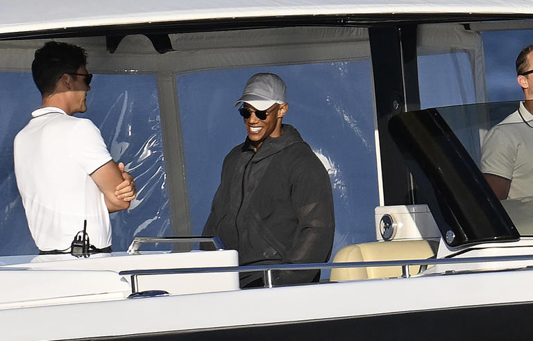 Billionaire David Geffen, 83, reunites with 33-year-old boy toy on his ...