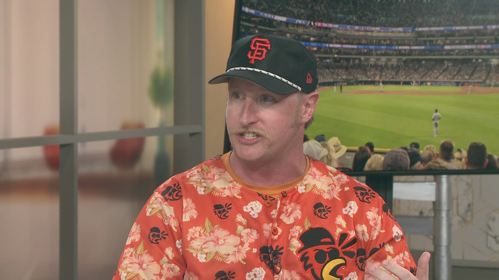 Trevor Gilmore, a viral 'professional heckler,' joins 3News in studio ...