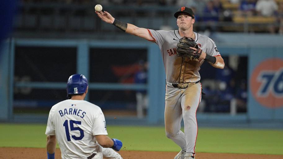 Dodgers officially release former Blue Jays, Giants utility man in ...