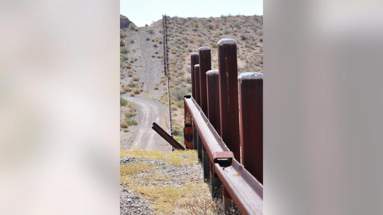 Big Bend will see vehicle barriers, not walls along southern border