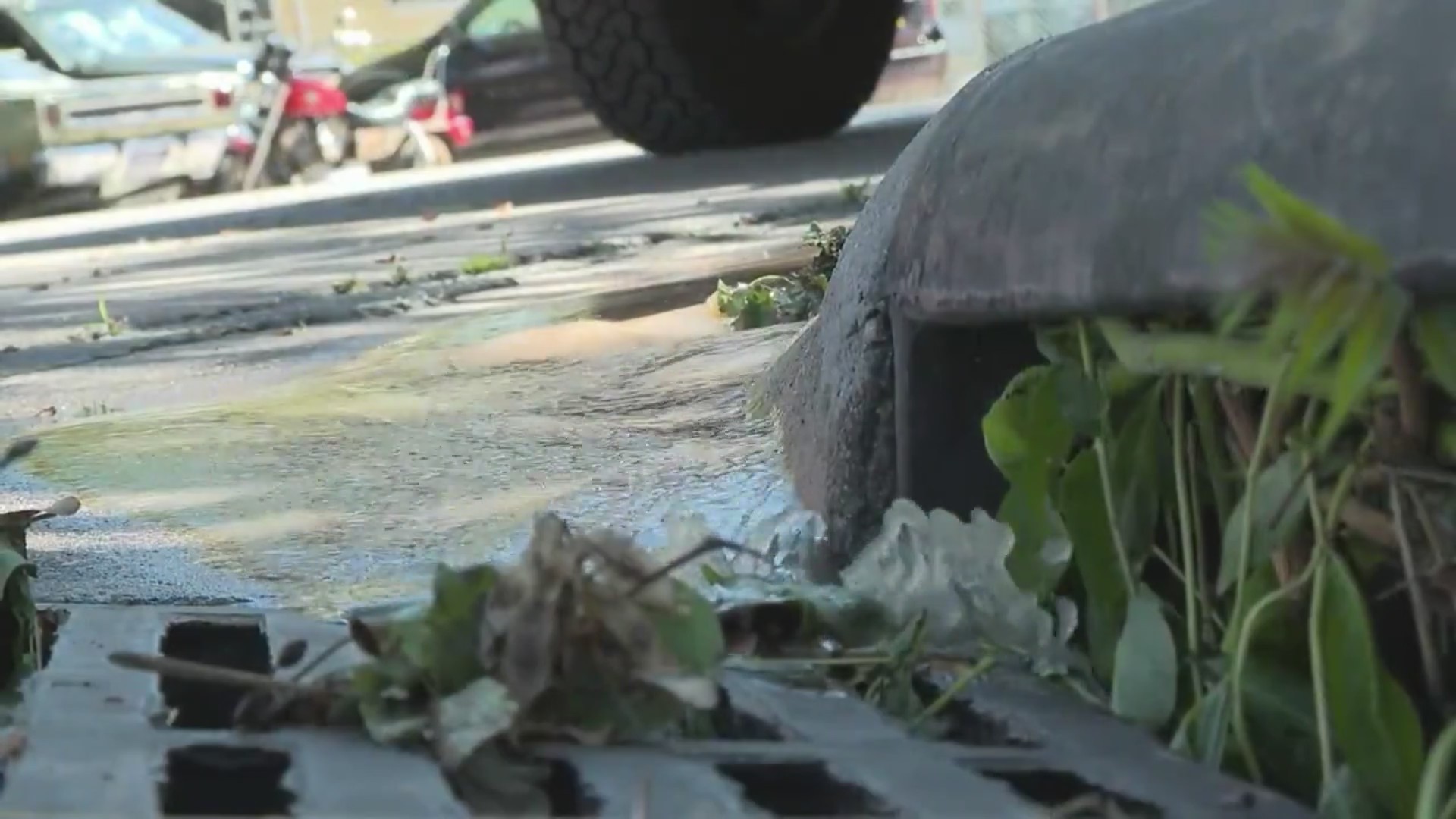 Water main break in Commerce City could cause sinkhole
