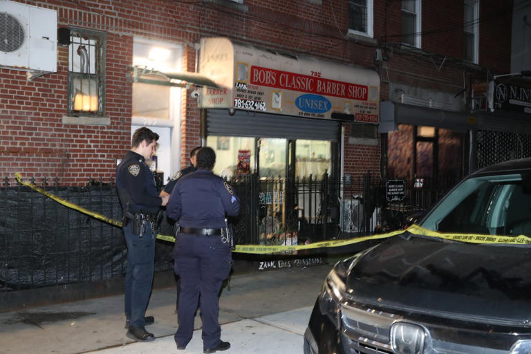 Man knifed in eye, left clinging to life after brutal NYC barbershop attack