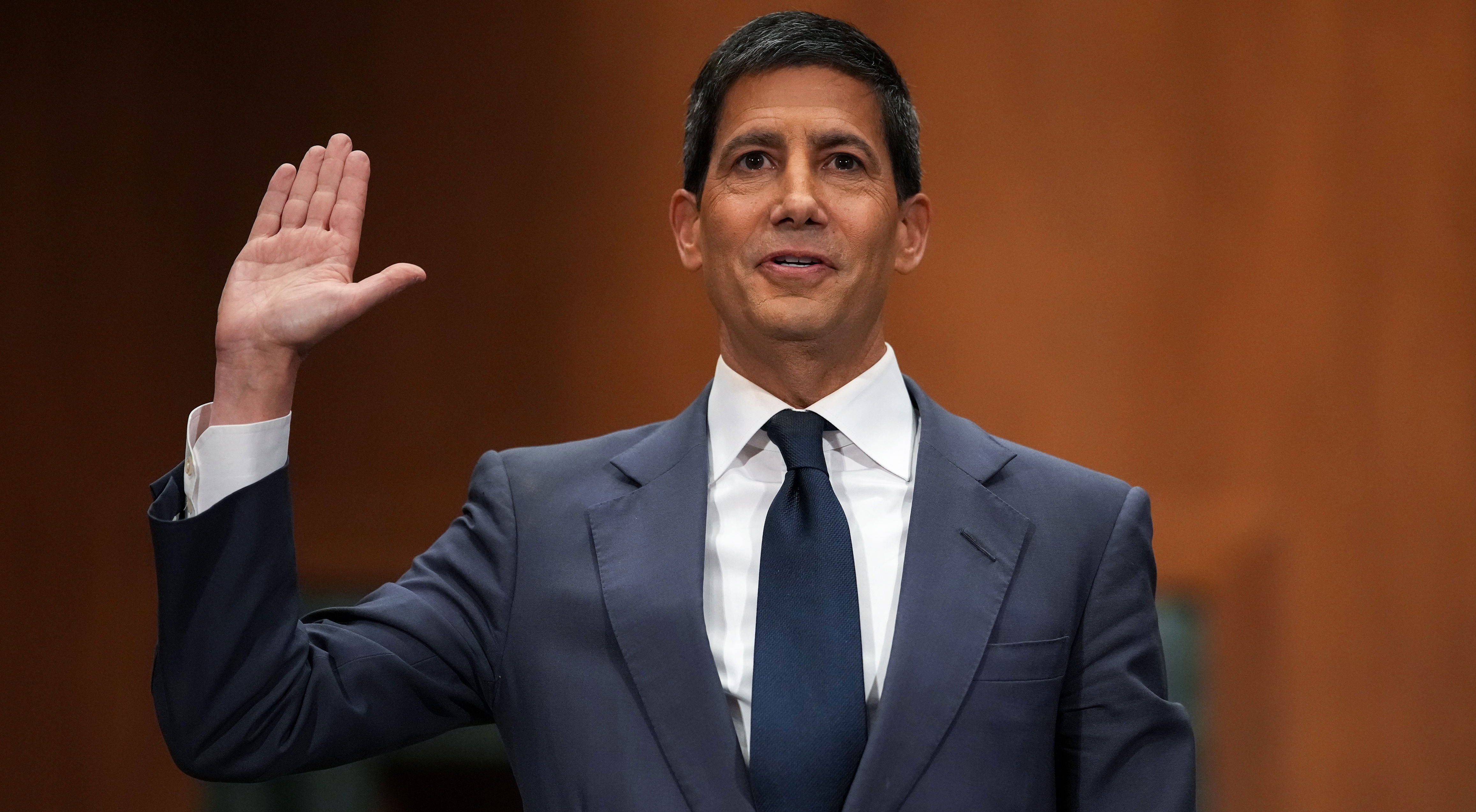 Meet Kevin Warsh, the 56-year-old Stanford and Harvard Law grad who was ...