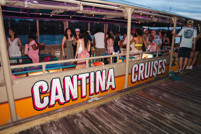 Where to book booze cruises of all kinds in DC