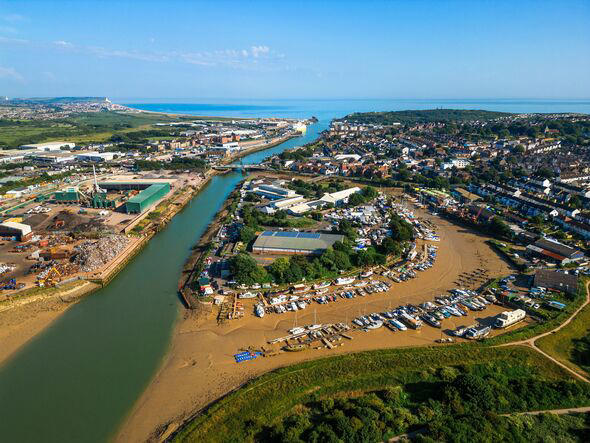 Fury in UK seaside town as huge 65ft long mobile home arrives at ...