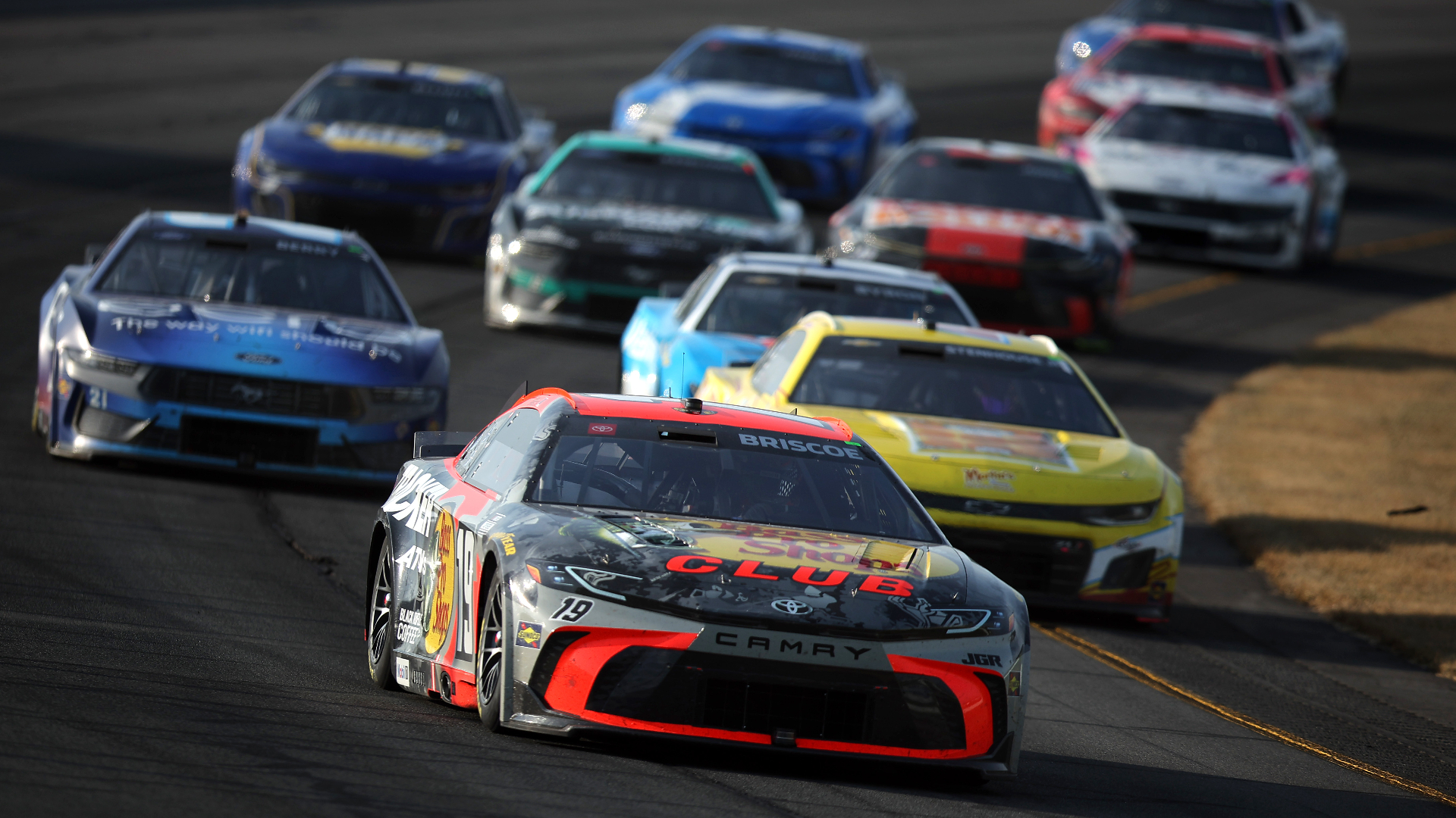 NASCAR odds: Favorites, longshots to win at Pocono