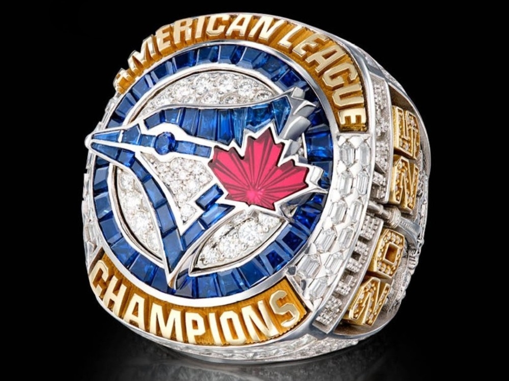 Blue Jays’ 2025 AL championship rings draw praise and criticism from fans