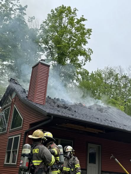 Home in Oconto County struck by lightning, catches fire