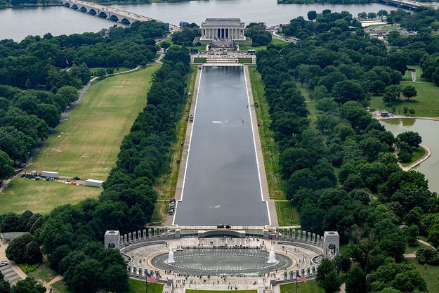 Sooo, uhhh, the Reflecting Pool has changed colors