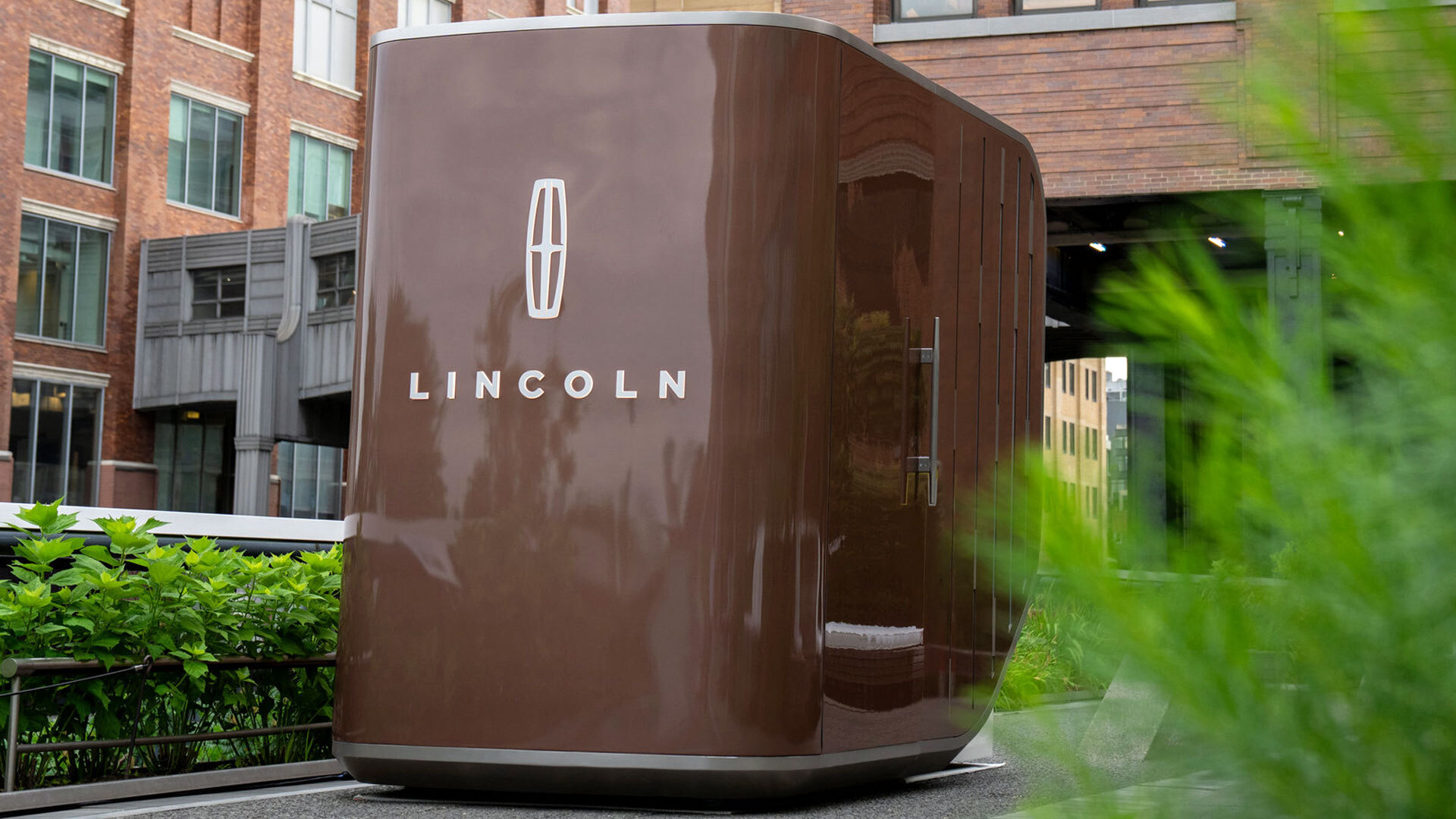 Lincoln’s latest marketing stunt looks like an ultra-luxury porta potty