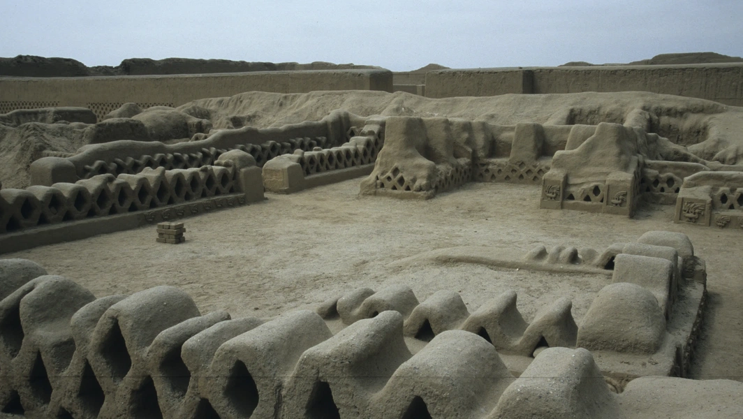 14 fascinating ancient ruins and mysterious artifacts