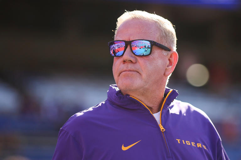 Ex-LSU head coach Brian Kelly working with another college football team