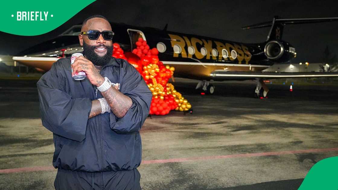 Look at photos of US rapper Rick Ross flying commercial at public airport