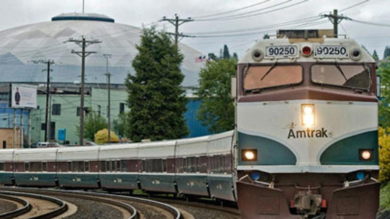 Amtrak Cascades cuts US.-Canada border travel times with streamlined ...