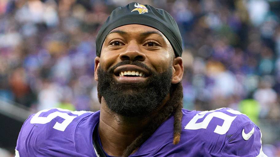 Ex-Vikings Pro Bowler just became available at the perfect time