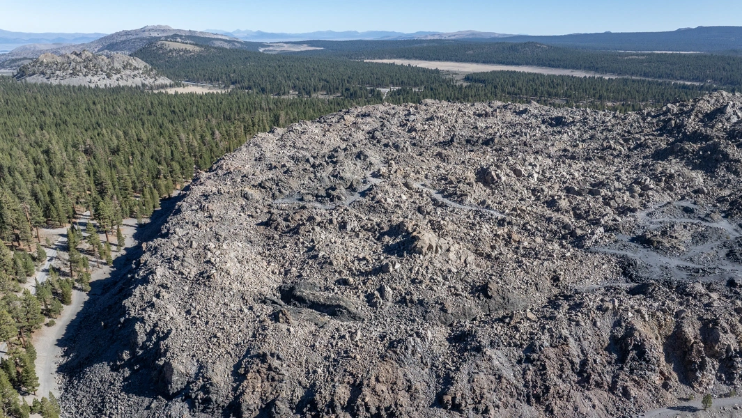 Geologic wonders and trails of Mammoth Lakes