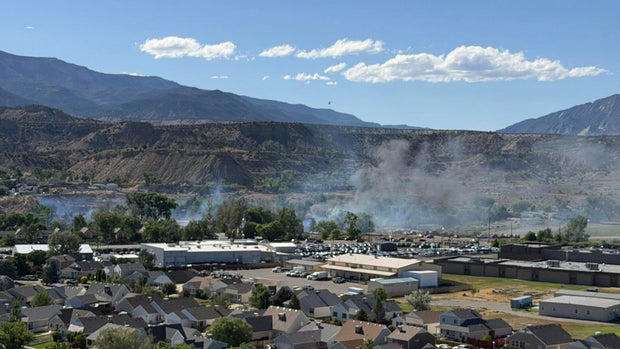 Fast-moving fire in western Colorado city of Rifle destroys apartment ...
