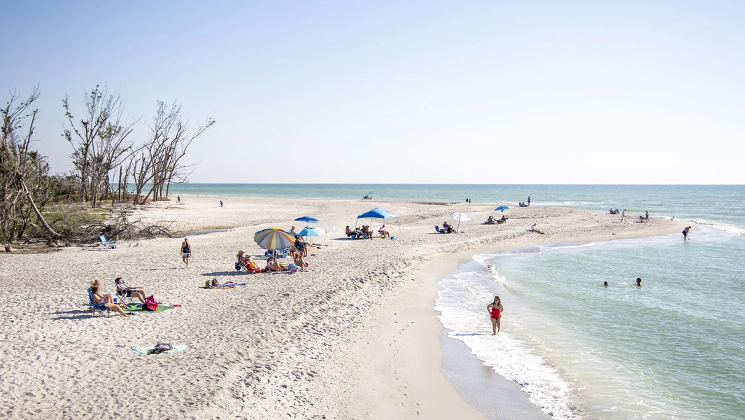 12 secluded white sand beaches on the Gulf Coast