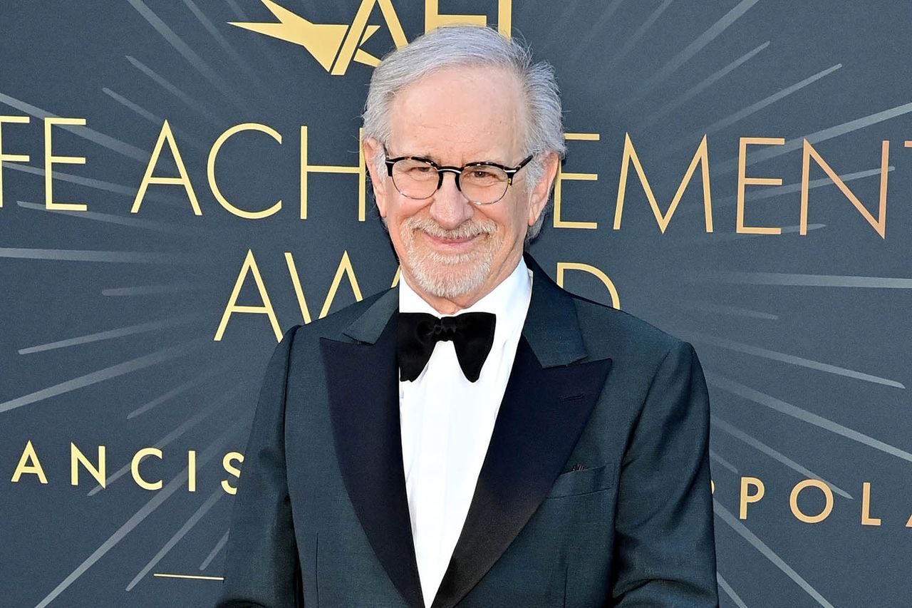 Steven Spielberg says he was turned down to direct James Bond movies ...