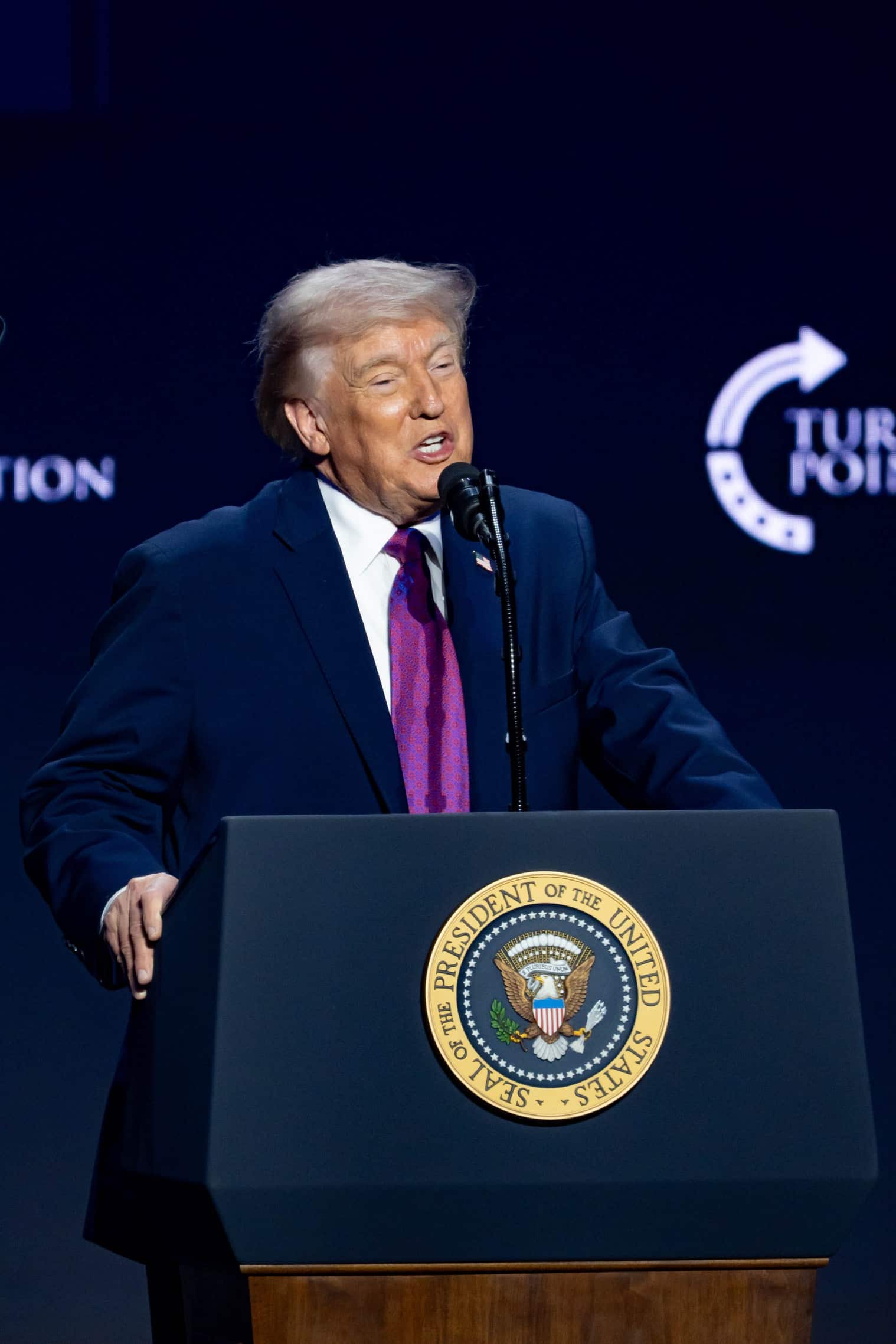 Cowboys legend shockingly refers to himself as the "Black Donald Trump"