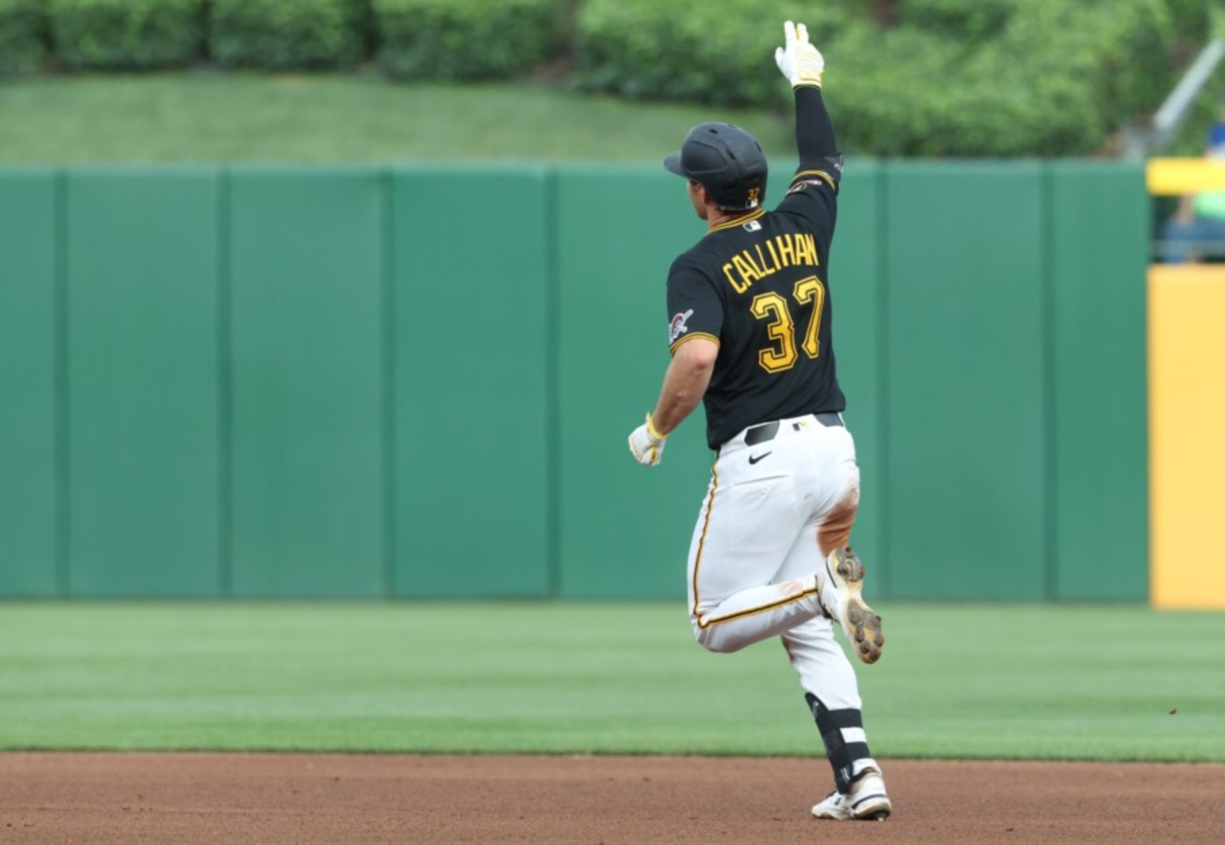 Recap: Tyler Callihan hits 2 home runs & Dodgers bullpen blows 5-run lead