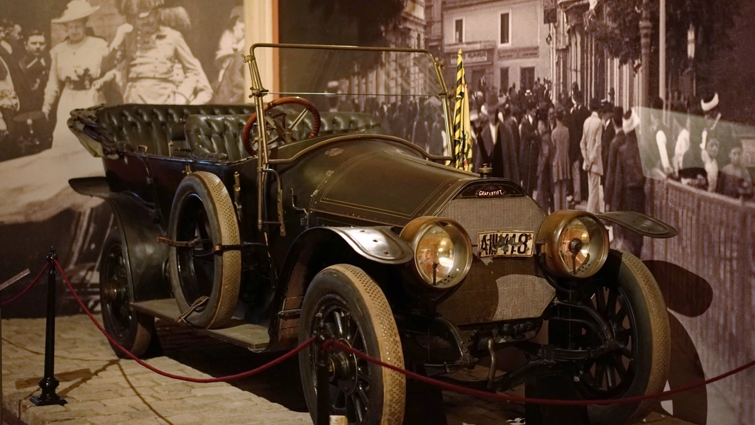 19 astonishing historical coincidences
