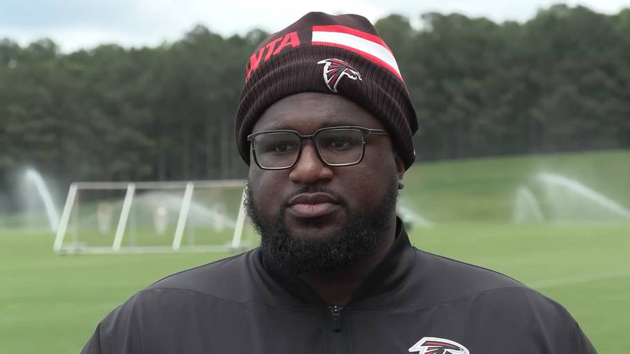 Is Atlanta Falcons defensive line undersized? DL coach Nate Ollie weighs in