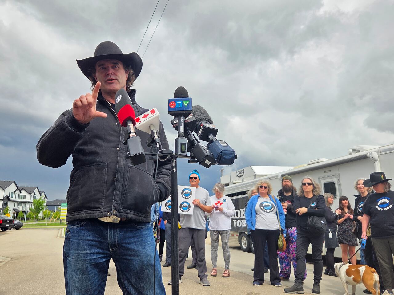 Corb Lund submits ‘Water Not Coal’ petition to Elections Alberta