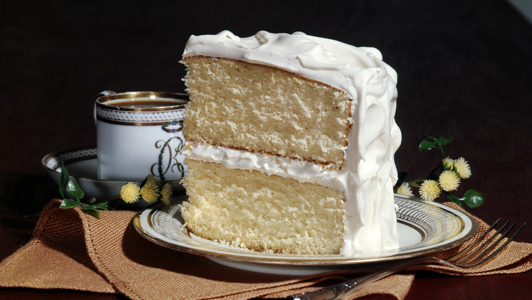 11 beloved vintage cakes from around the world