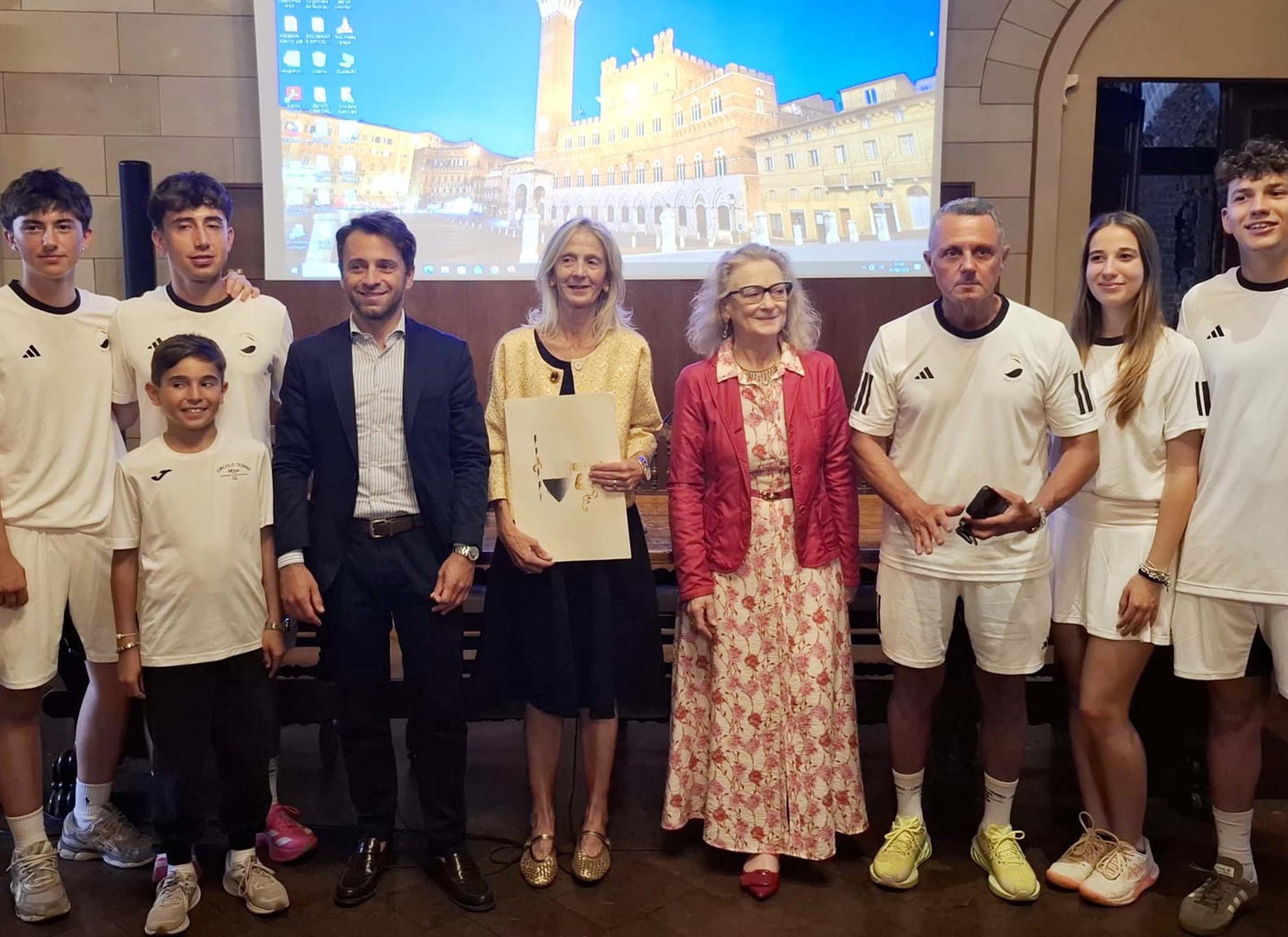 Cento anni di Circolo Tennis. Ricorrenza celebrata in comune: "Un ...