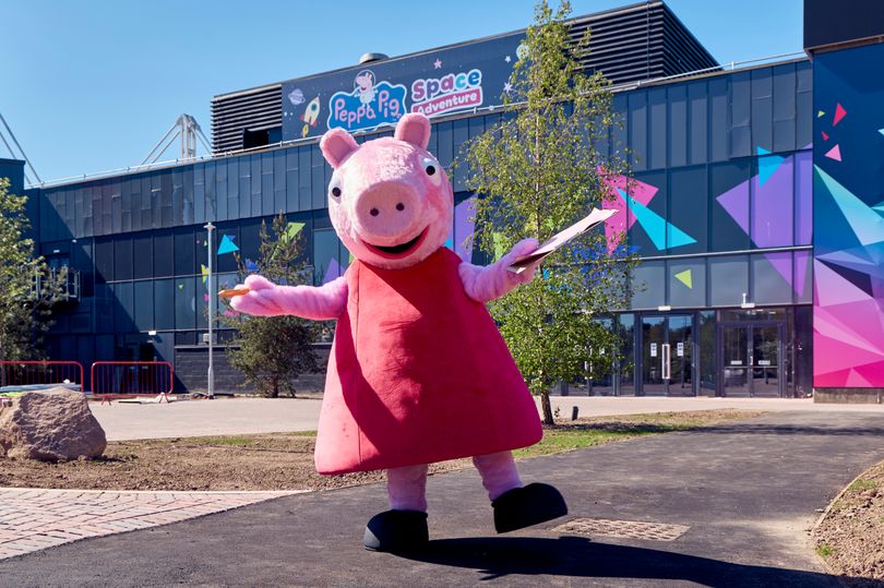 Peppa Pig's space adventure at the NEC is a brilliant experience with a ...