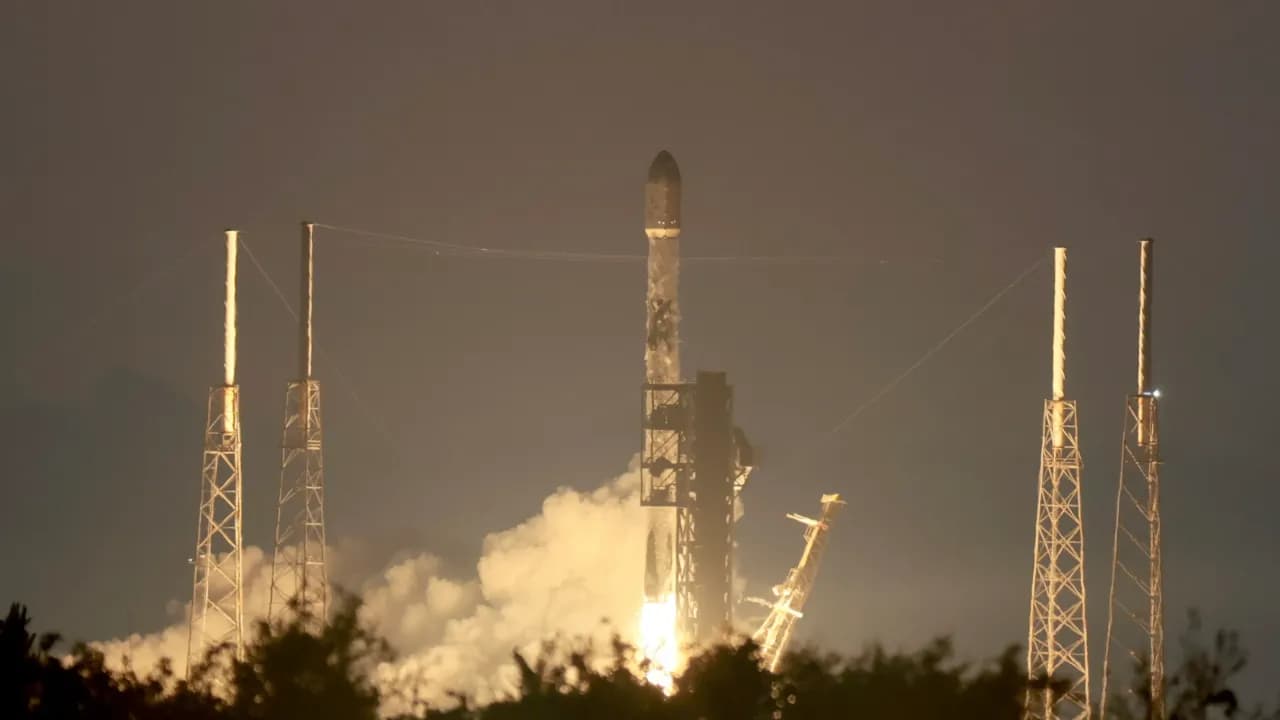 ASTS, LUNR, PL rise overnight: Musk-backed Starship thesis signals a ...