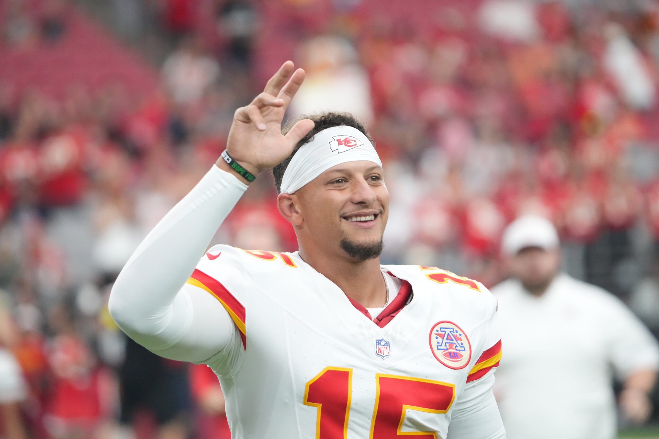 KC Chiefs show ultimate confidence in Patrick Mahomes after knee injury ...