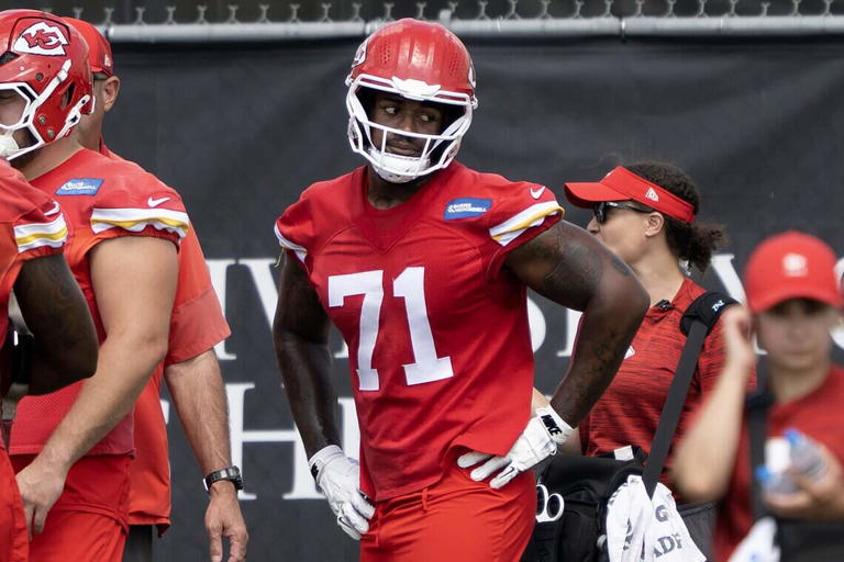 See 29 photos of the Kansas City Chiefs in action during day 2 of team ...