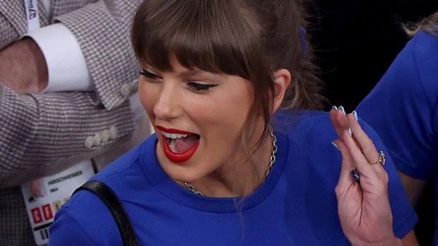 NBA Finals: Taylor Swift receives warm welcome at Madison Square Garden ...