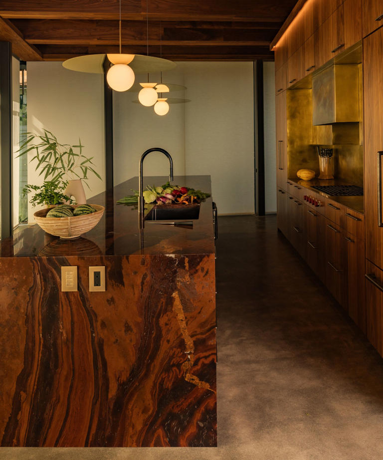 Just in: Designers say these kitchen countertop colors and materials ...