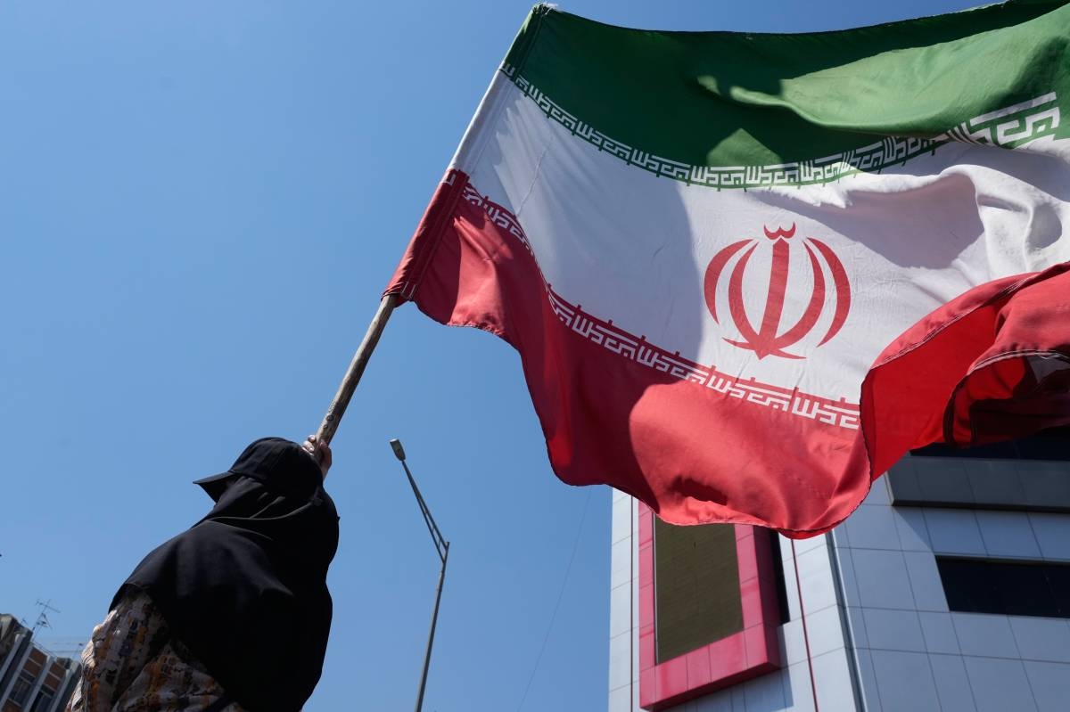US renews Iran attacks as Trump vows to hit 'hard'