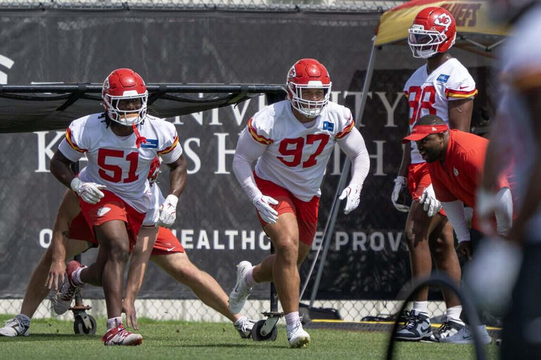 See 29 photos of the Kansas City Chiefs in action during day 2 of team ...