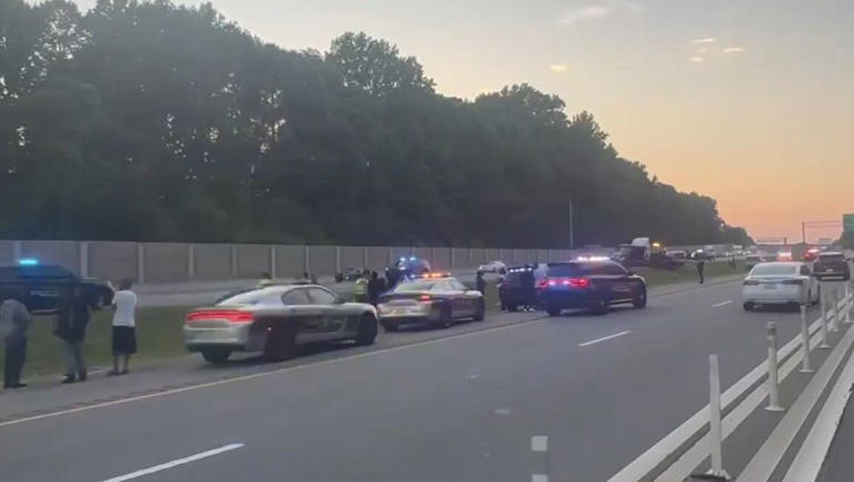 Serious vehicle crash in Huntersville closed I-77 southbound for hours ...