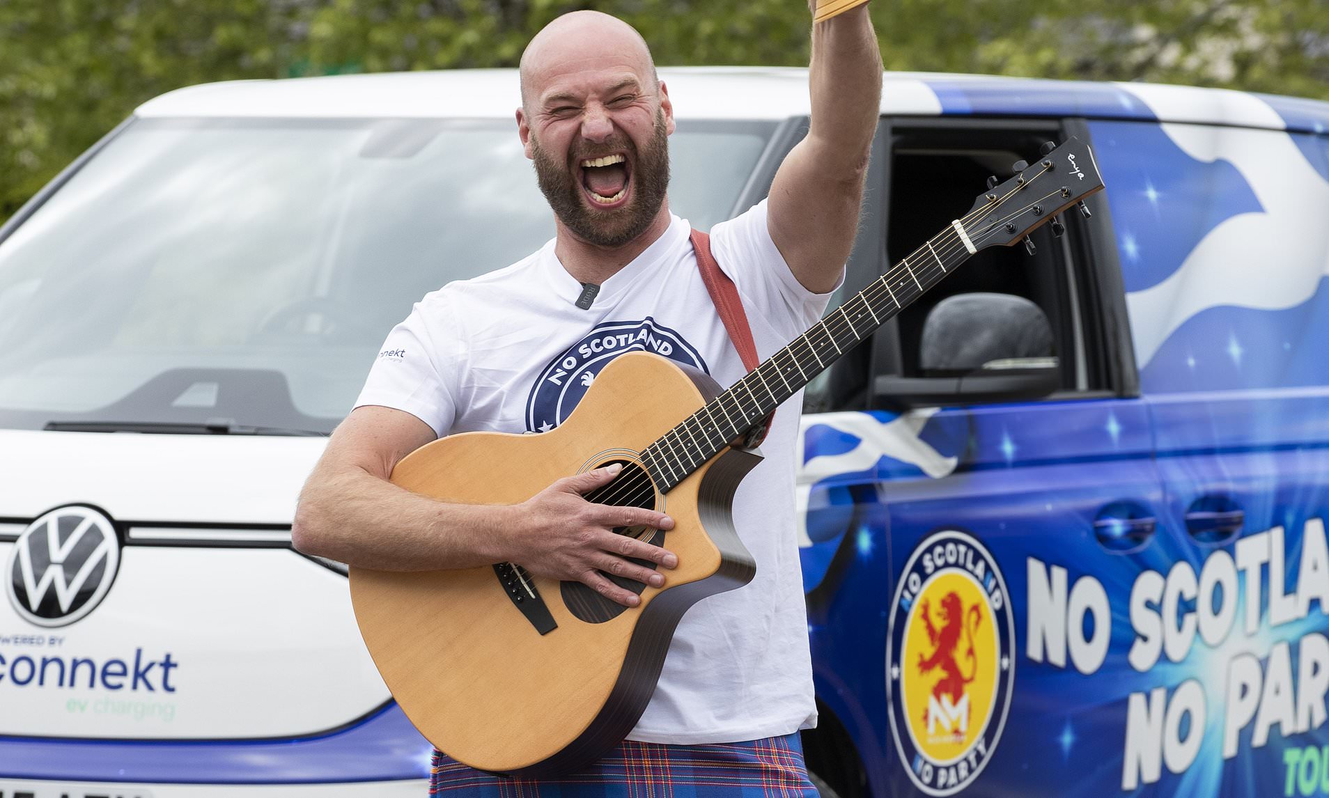 Meet the singing postman who is aiming to put his stamp on the World Cup